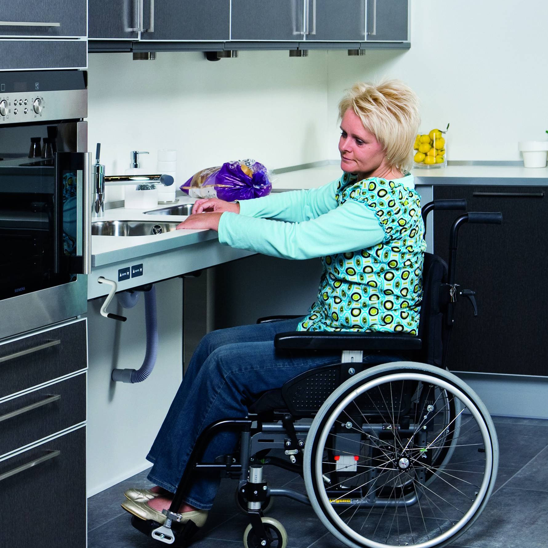 Heve- og senkeenheter for kjøkkenbenk | Mediq