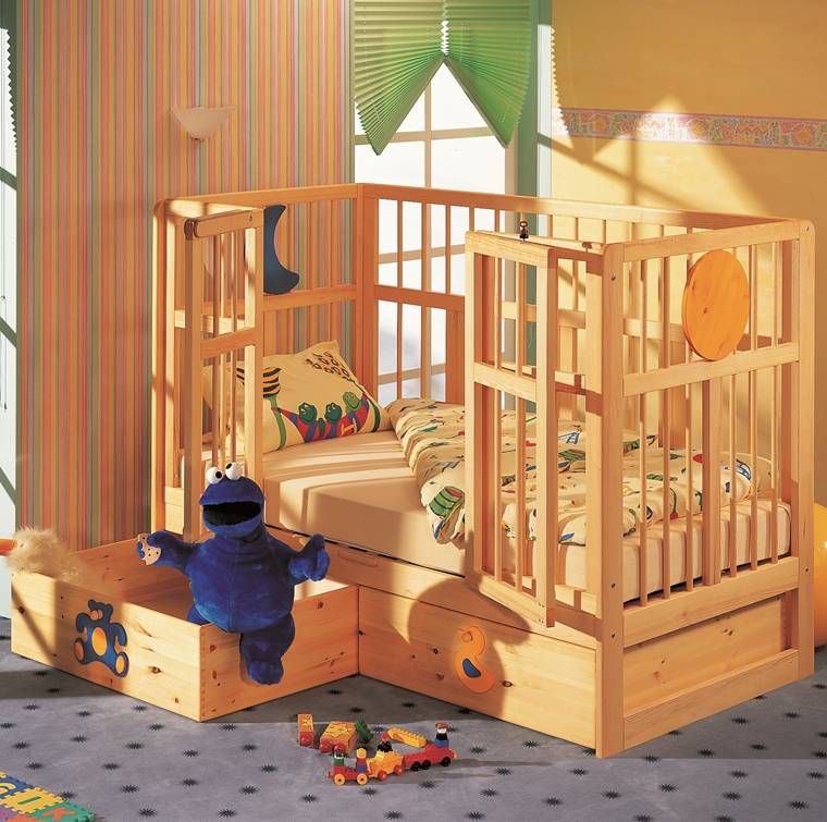 Stabil og god barneseng | Mediq